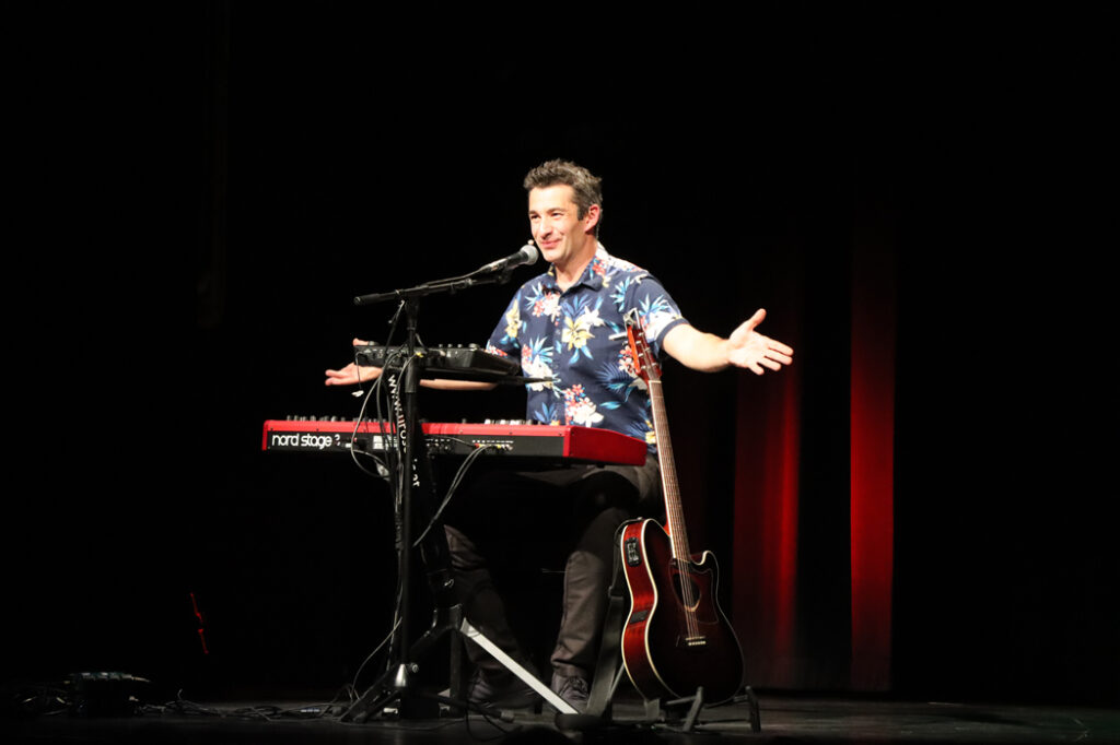 „Sonderklasse“- lachen mit Omar Sarsam » LIFE MAGAZIN